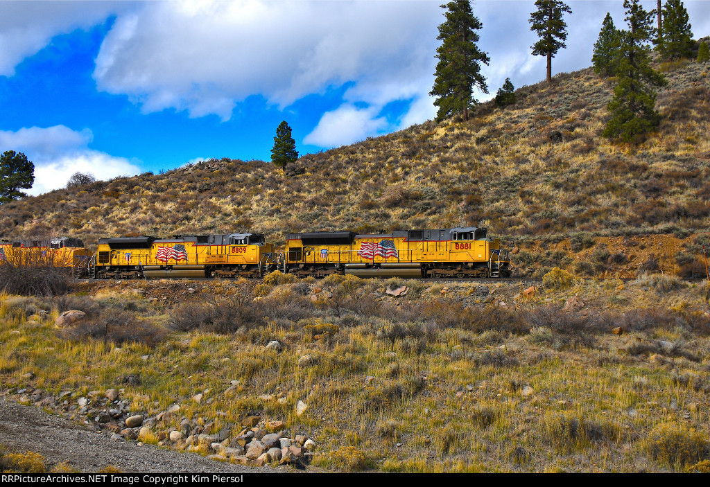 UP 8881 EB UP Roseville (Donner Pass) Sub